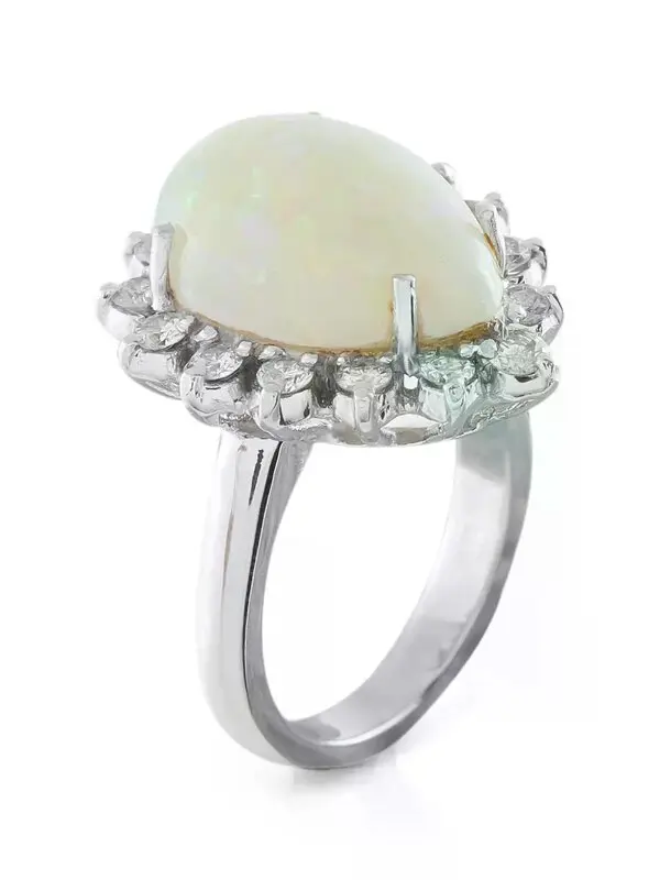 LB EXCLUSIVE Opal Diamond Ring