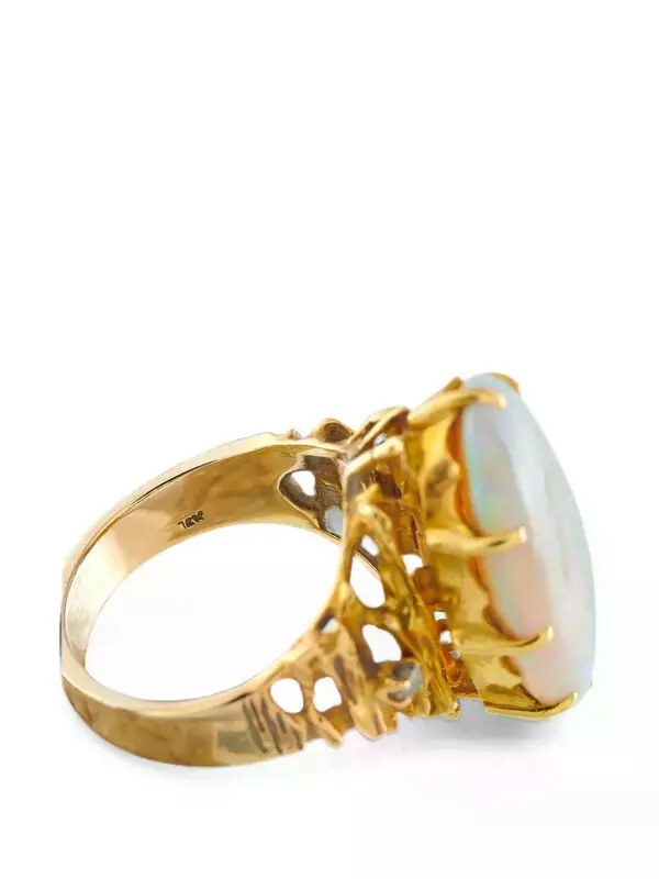 LB EXCLUSIVE 18k Yellow Opal Cocktail Ring