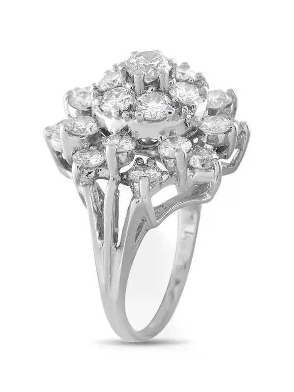 LB EXCLUSIVE 2.90 Carat Diamond Flower Cluster Ring In 14k White Gold