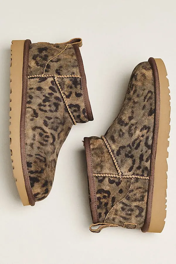 UGG Ultra Mini Spotted Boots - Chestnut
