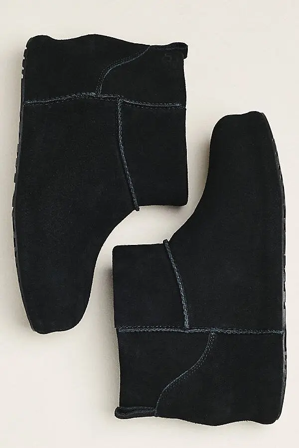 UGG Mini Enwrap Boots - Black