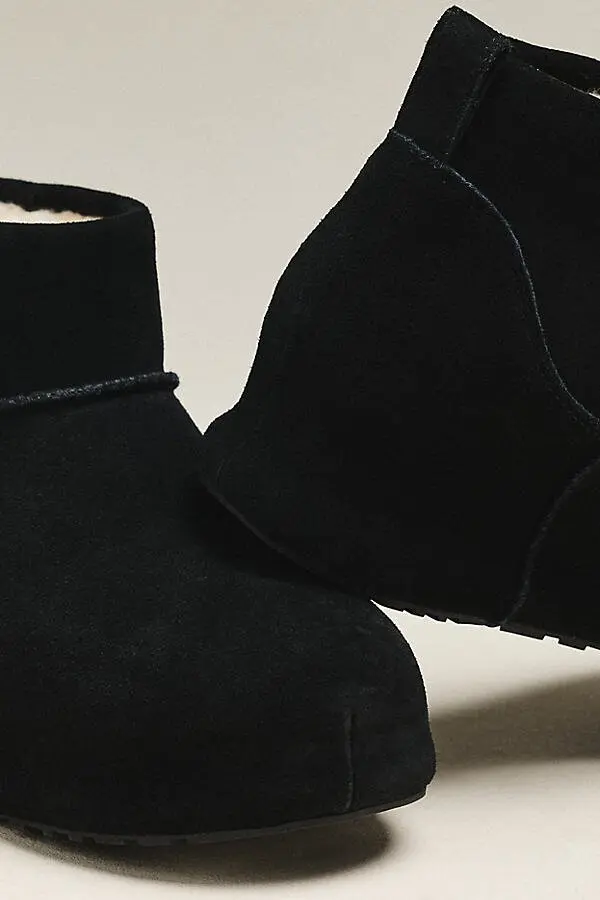 UGG Mini Enwrap Boots - Black