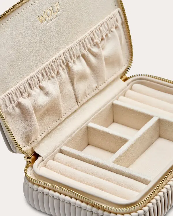Wolf Bella Pleated Zip Jewelry Case