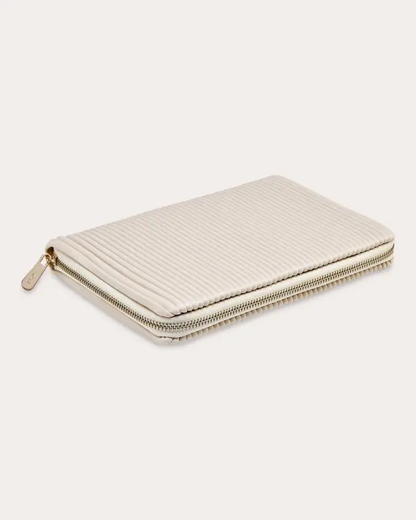 Wolf Bella Pleated Jewelry Portfolio