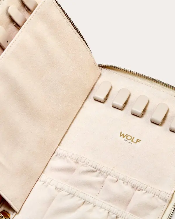 Wolf Bella Pleated Jewelry Portfolio