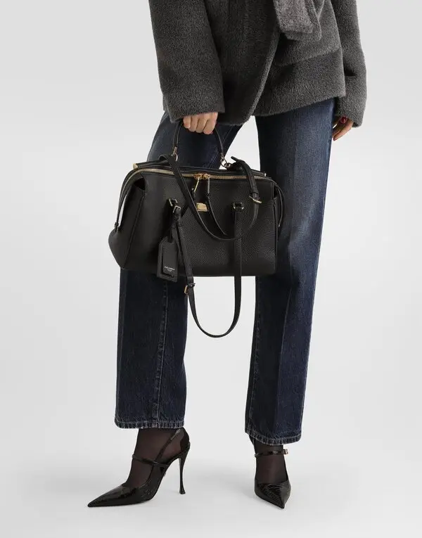 Dolce & Gabbana Medium Vittoria Handbag In Calfskin - Black