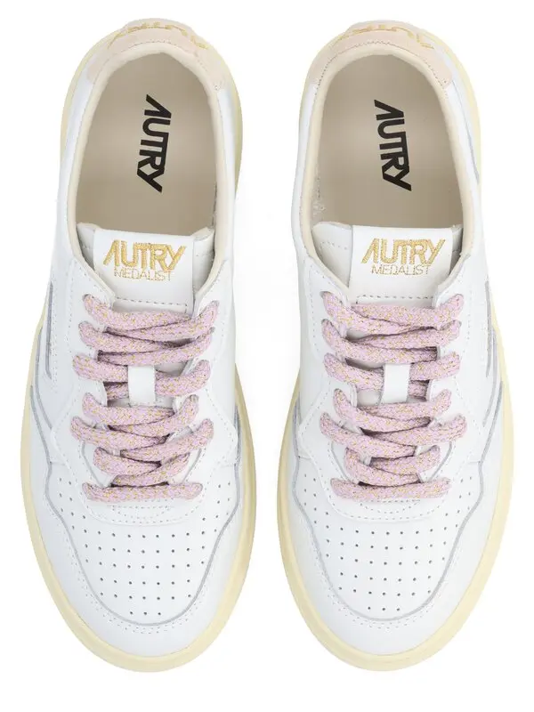 AUTRY Medalist Low Top Sneakers - White