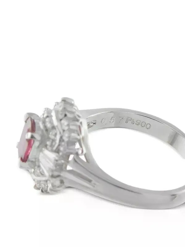 LB EXCLUSIVE Oval-cut Ruby And Diamond Ring In Platinum - Silver