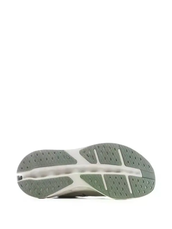 On Cloudsurfer Max Sneakers