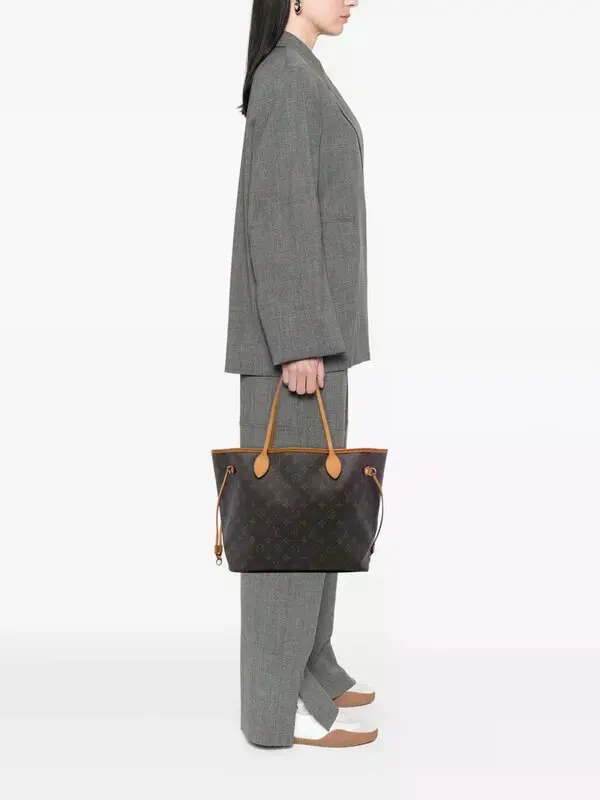 LOUIS VUITTON Monogram Neverfull Mm Tote Bag - Brown
