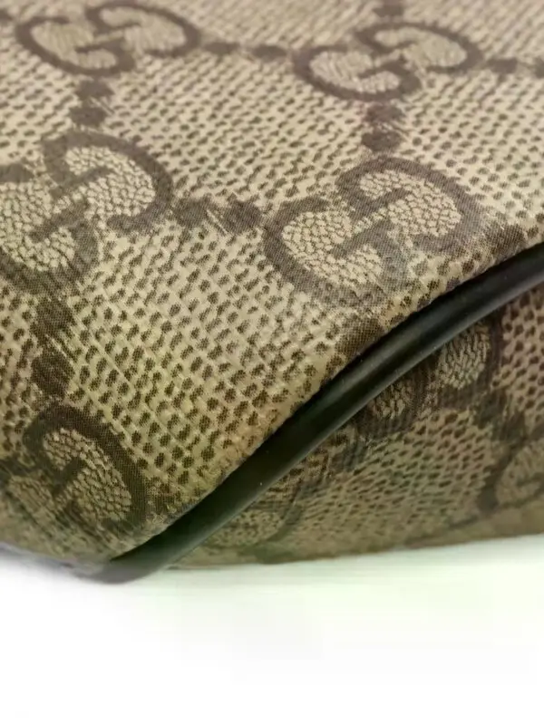 Gucci Gg Supreme Two-way Handbag - Neutrals