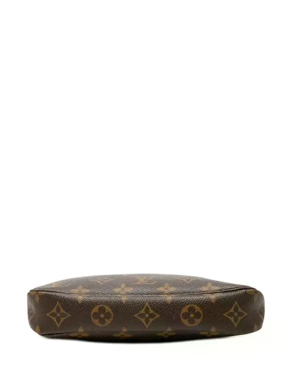 LOUIS VUITTON Monogram Pochette Accessoires Shoulder Bag