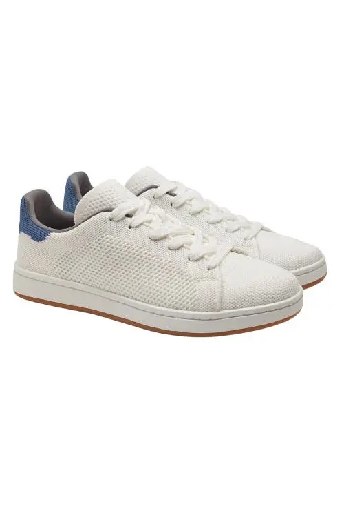 SUAVS The Classic Sneaker