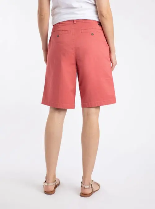 WEIRD FISH Annalise Knee Length Chino Shorts - Nantucket