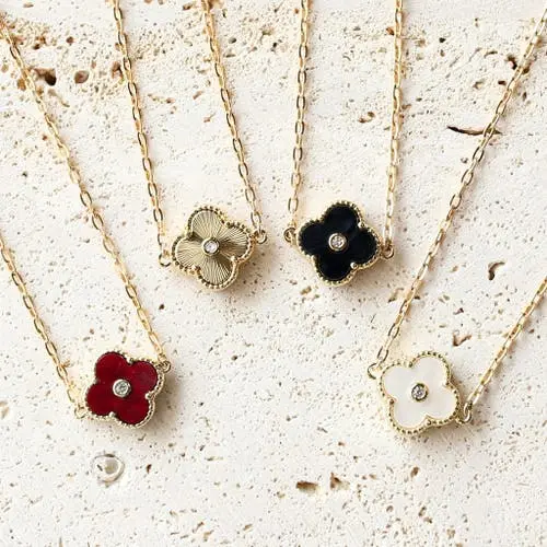 BOWOOD LANE Arden Clover Necklace With Cubic Zirconia
