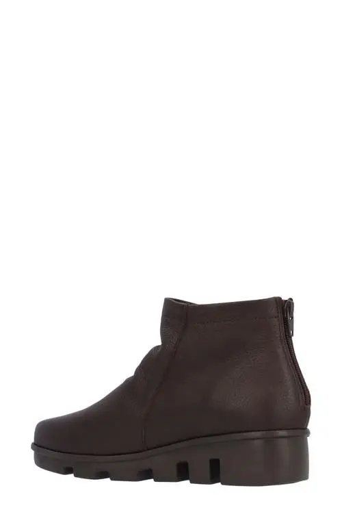 L'AMOUR DES PIEDS Hadirat Leather Bootie
