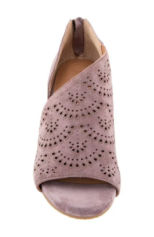 Gentle Souls Talerie Perforated Wedge Sandal - Mauve Suede