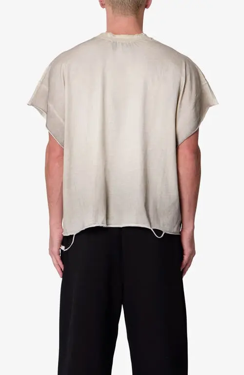 Mnml Sleeveless Distressed Graphic Cutoff T-shirt