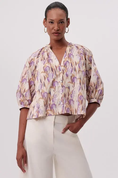 EXQUISE Floral V-neck Short Sleeve Shirt