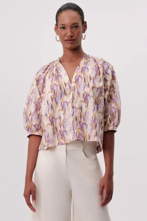 EXQUISE Floral V-neck Short Sleeve Shirt