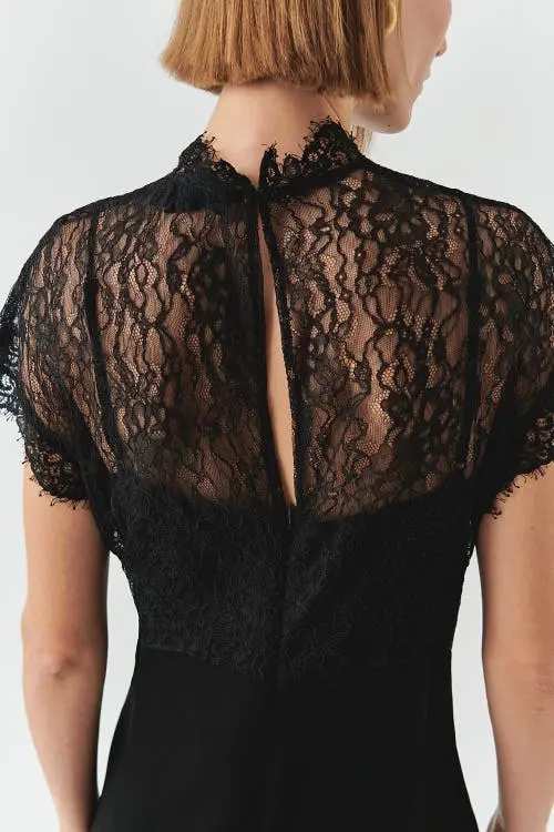EXQUISE Iyla Crew Neck Midi Dress
