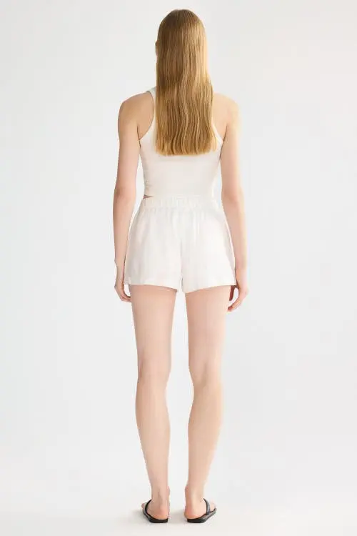 OROLAY Relaxed Linen Drawstring Shorts - White