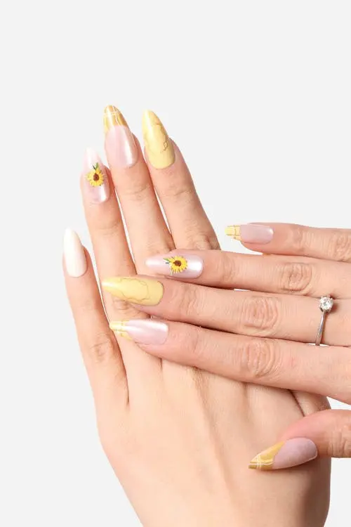 NEVER HAVE I EVER SHOP Van Gogh Sunflowers Almond Press On Nails