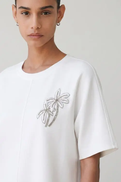 EXQUISE Christien Embroidered Knit Blouse