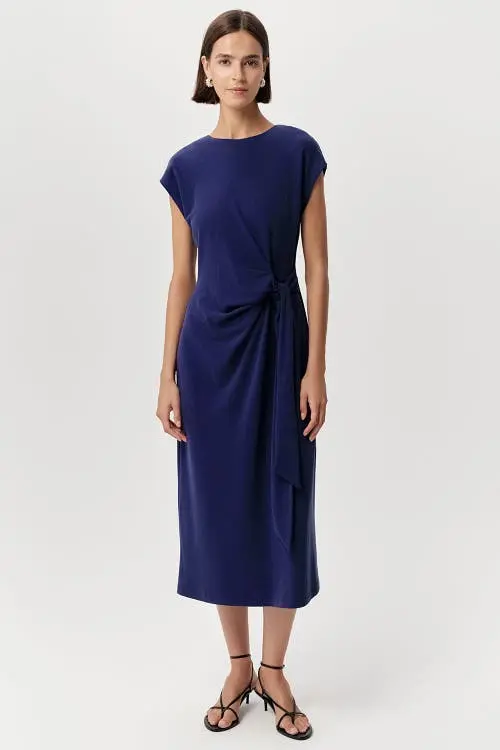 EXQUISE Crew Neck Knit Midi Dress With Self-tie Waist - Navy