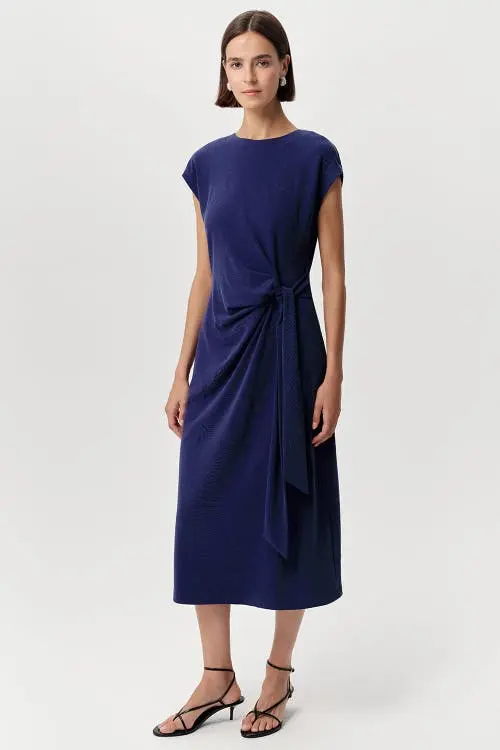 EXQUISE Crew Neck Knit Midi Dress With Self-tie Waist - Navy