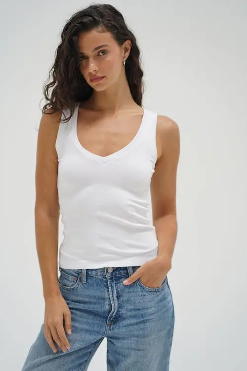 Lna V Slim Ribbed Tank - White