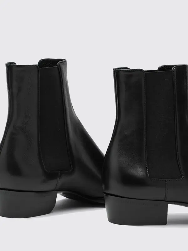 Saint Laurent Chelsea Boots