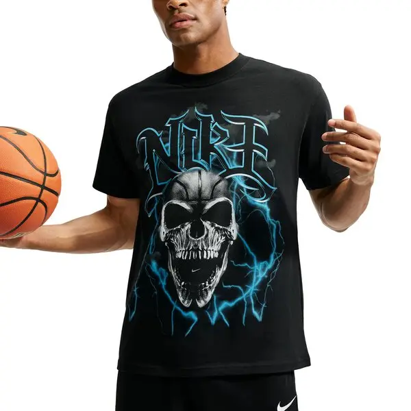 Nike T-shirt