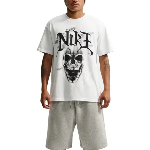 Nike T-shirt