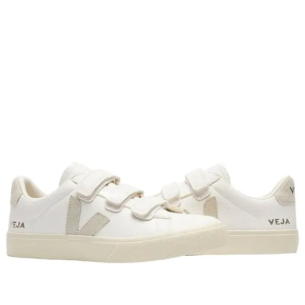 VEJA Recife Chromefree Leather