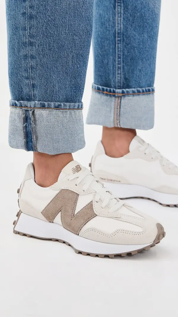 NEW BALANCE 327 Sneakers