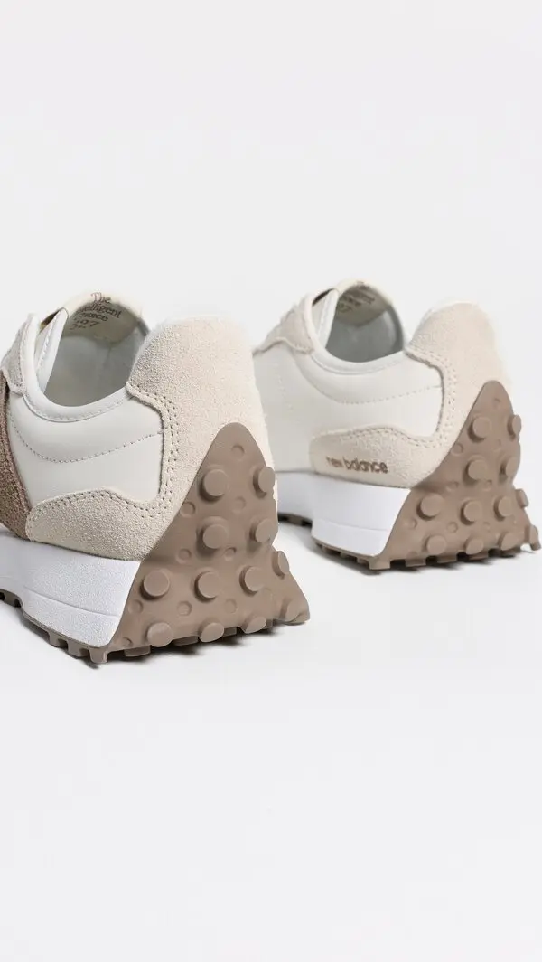 NEW BALANCE 327 Sneakers
