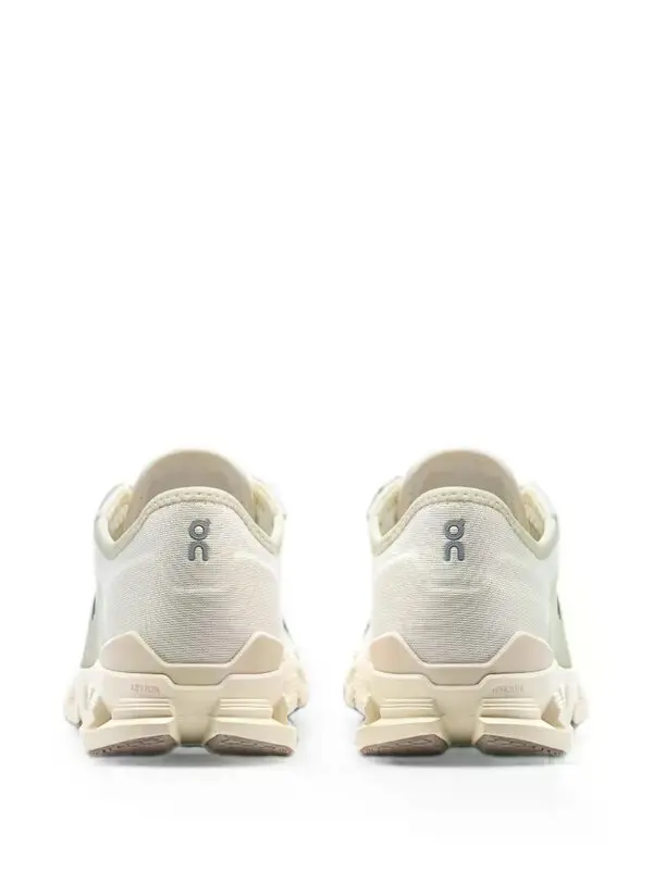On Cloud X 4 Ad Low-top Sneakers
