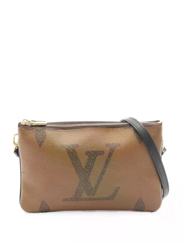 LOUIS VUITTON 2021 Pochette Monogram Giant Double Zip Shoulder Bag