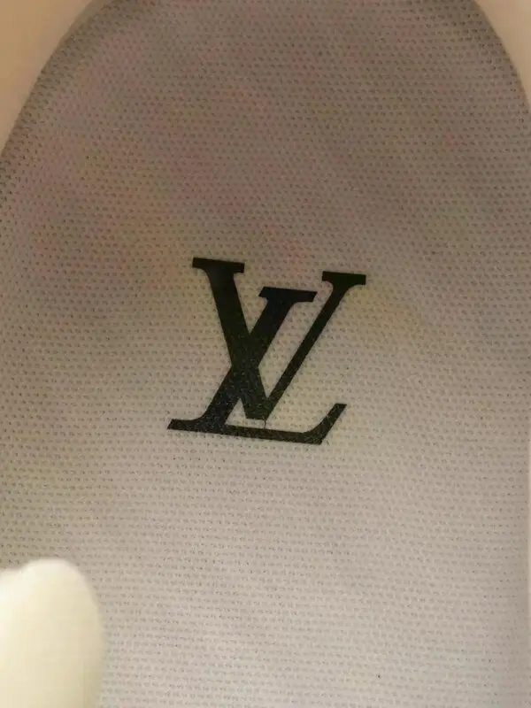 LOUIS VUITTON 2022 Trainer Line Sneakers