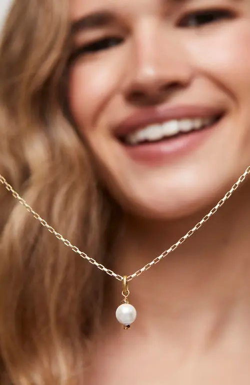 UNODE50 Charm With Pearl
