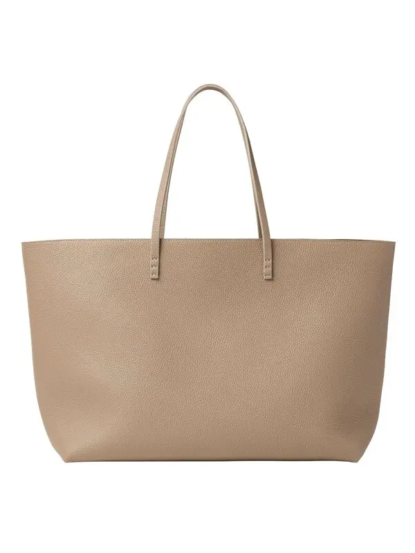 Fendi Roll Medium Shoulder Bag