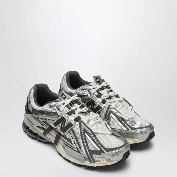 NEW BALANCE 1906a Sneakers - Metal