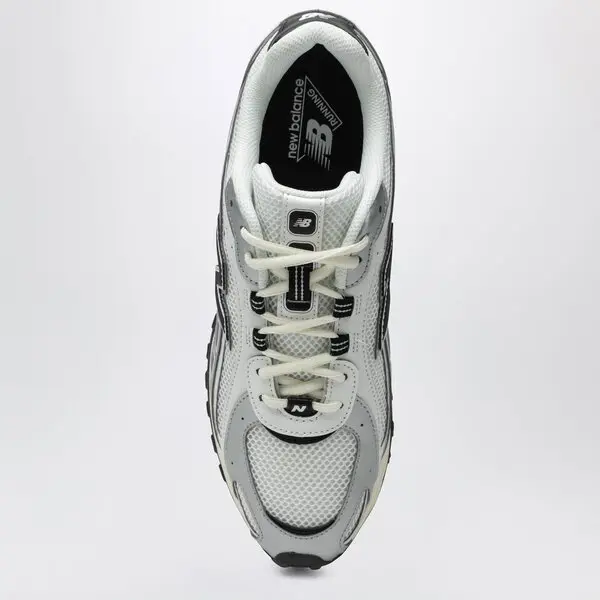 NEW BALANCE Sneakers 204l / Black/ Silver