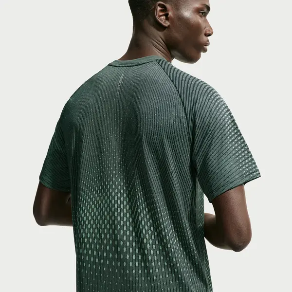 Nike Stride Aero-fit Short-sleeve Running Top