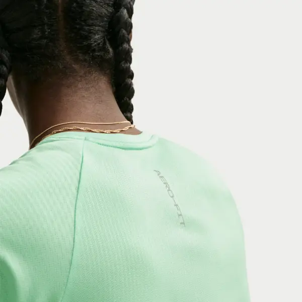 Nike Swift Aero-fit Short-sleeve Running Top - Green
