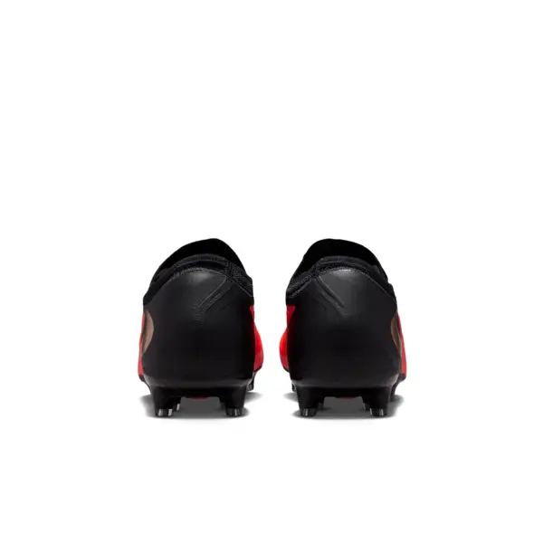 Nike Phantom Low Pro Artificial-grass Soccer Cleats