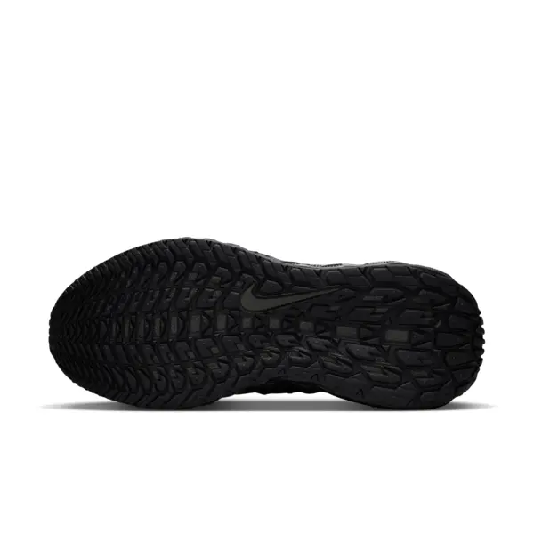 Nike Ava Edge Athletic Shoes