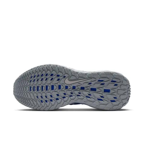 Nike Ava Edge Athletic Shoes