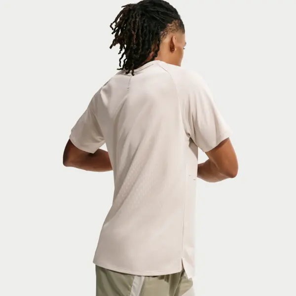 Nike Stride Aero-fit Short-sleeve Running Top